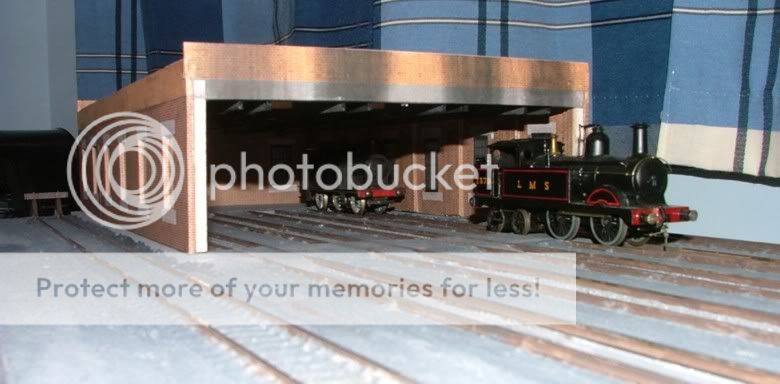OO Gauge Loco shed - New Railway Modellers Forums