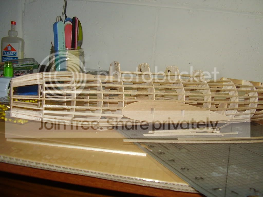 Guillows 1/28 B-17 - Works in Progress - Large Scale Planes